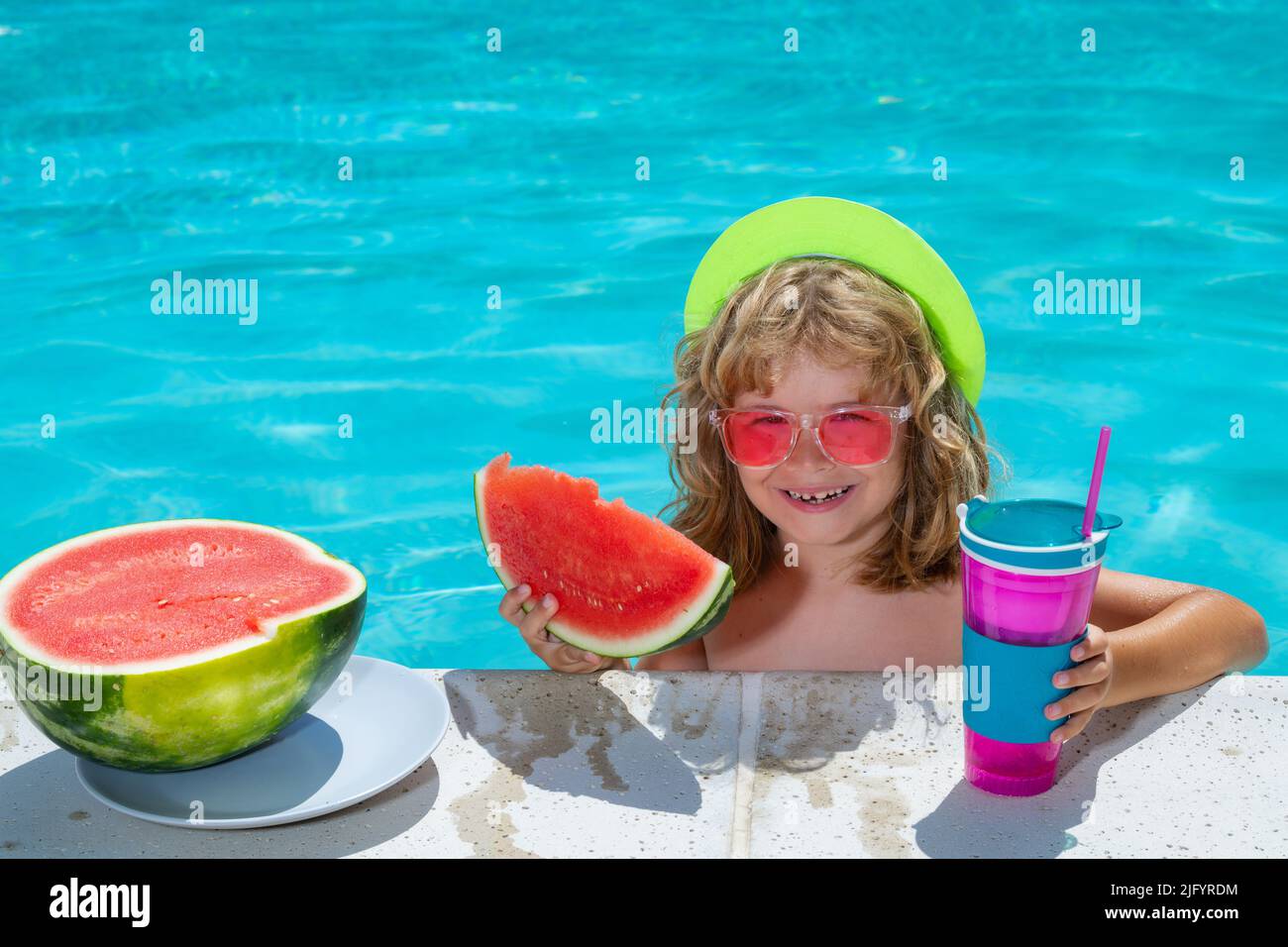 Kids pools hi-res stock photography and images - Alamy