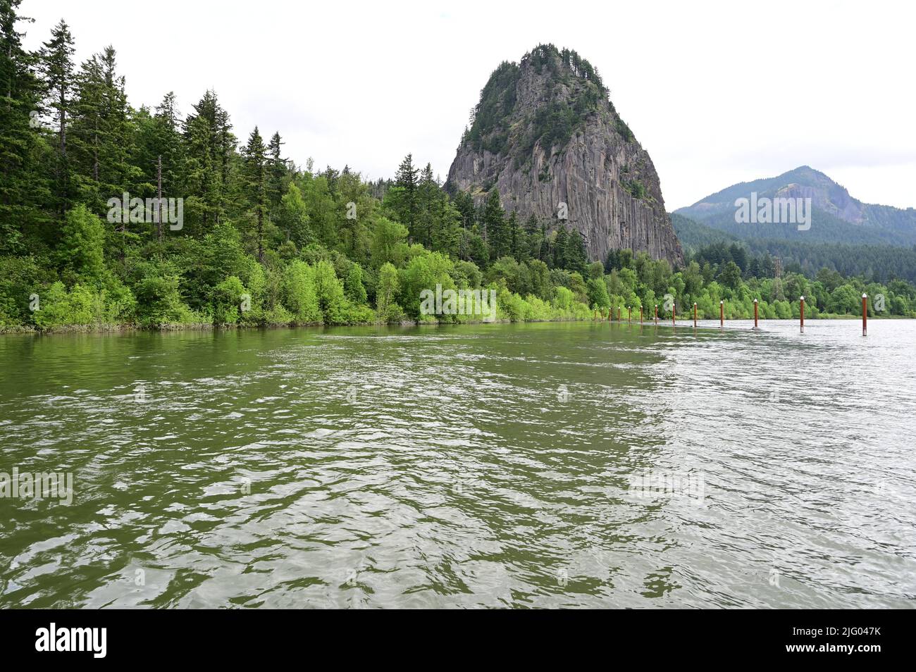 Beacon Rock is an 848-foot-tall (258 m) monolith composed of basalt on ...