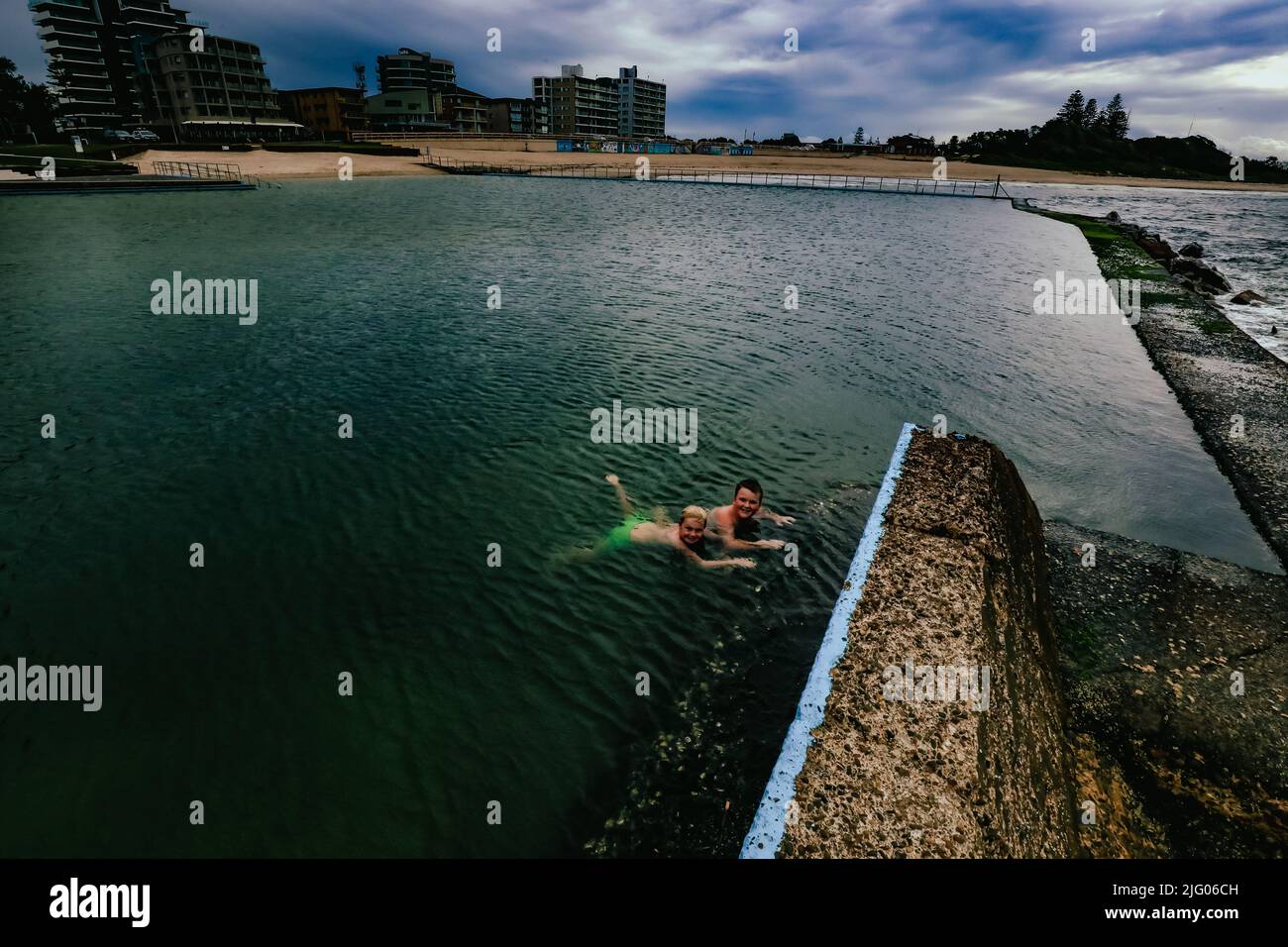 Kids and baths hi-res stock photography and images - Alamy