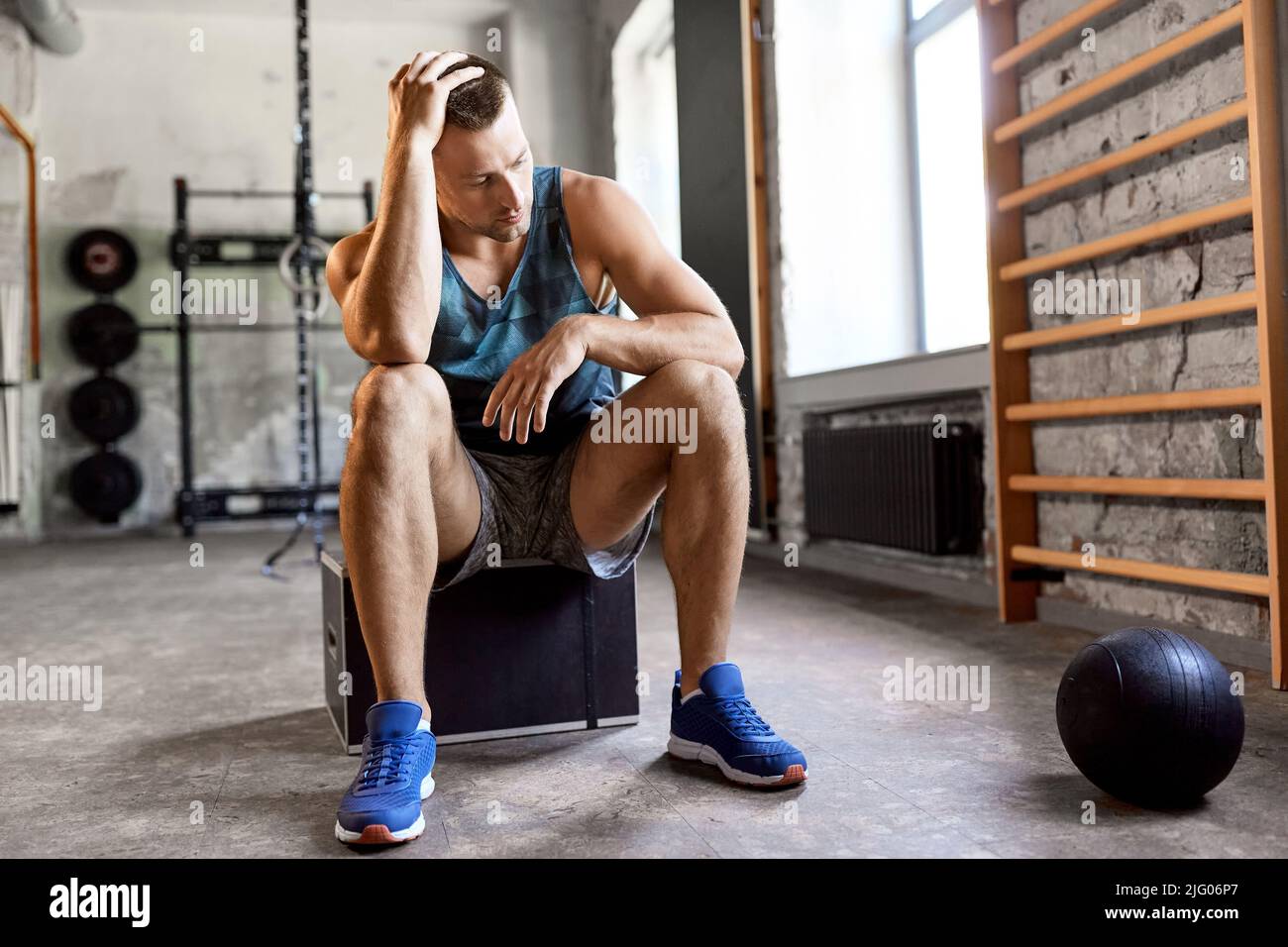 Gym sad hi-res stock photography and images - Alamy
