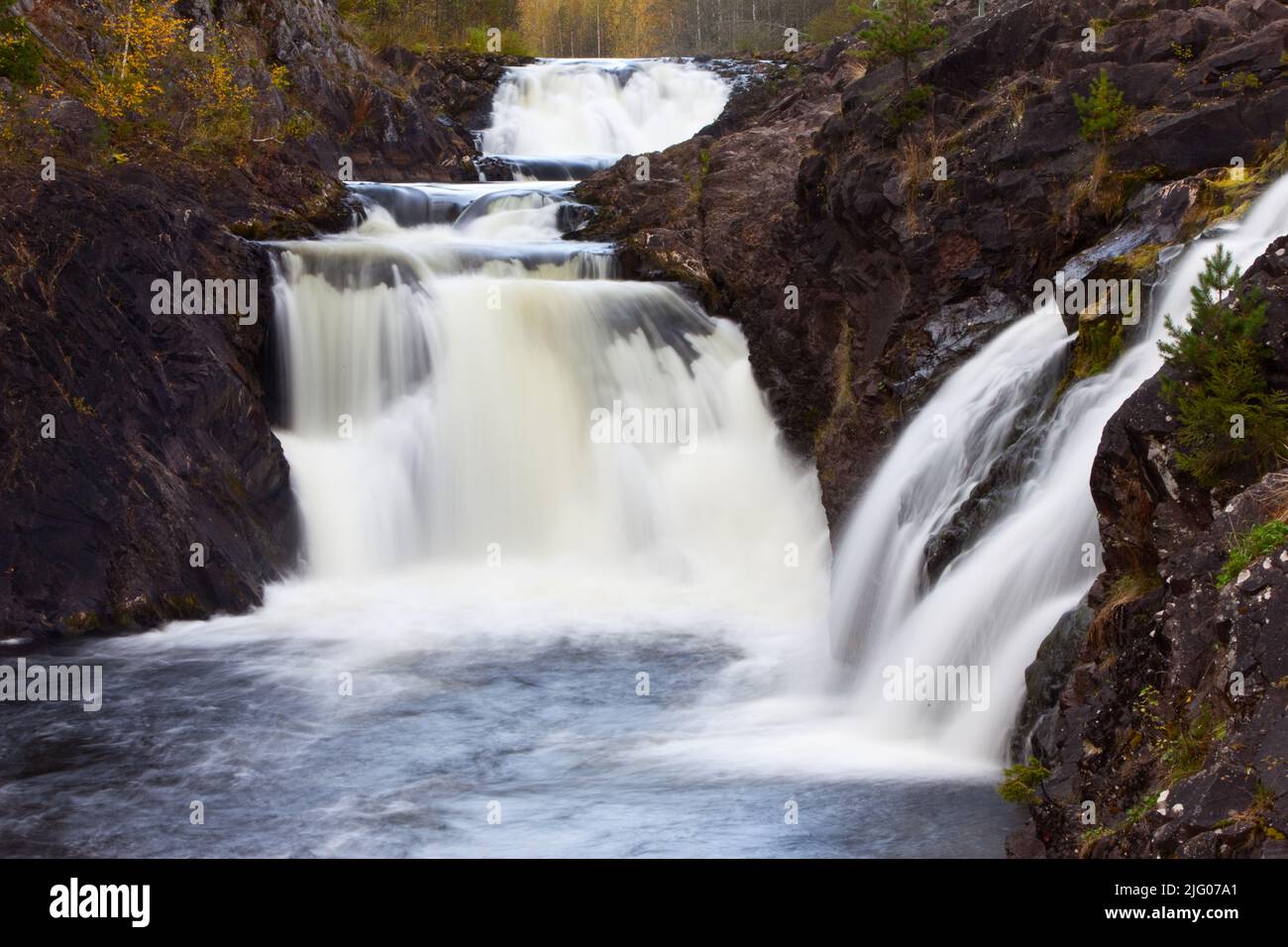 Fast flowing rapid river waterfall hi-res stock photography and images ...
