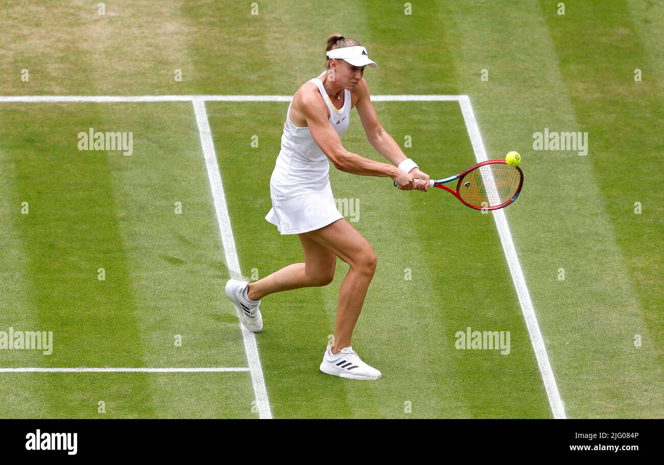 Elena rybakina ajla tomljanovic hi-res stock photography and images - Alamy