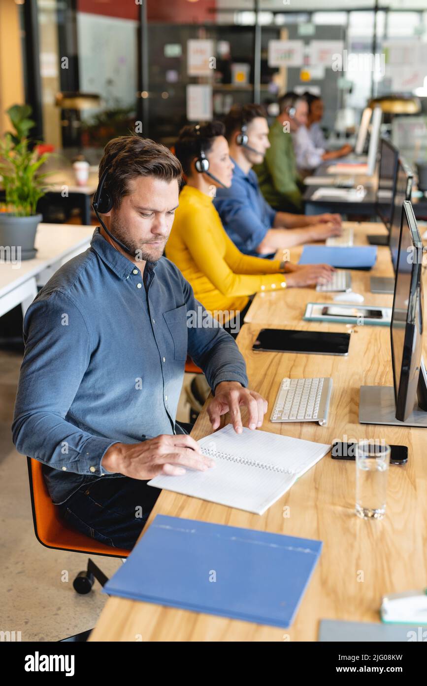 Office note pad hi-res stock photography and images - Alamy
