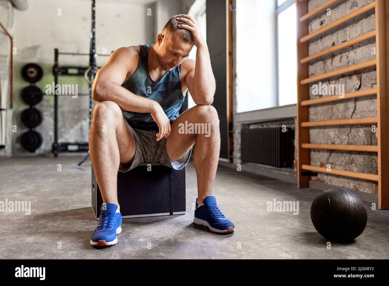 Gym sad hi-res stock photography and images - Alamy