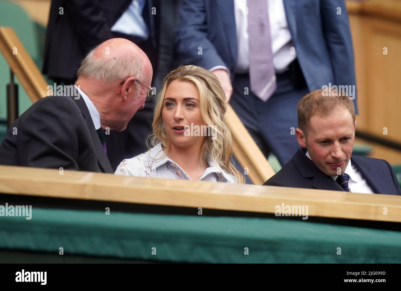 Dame Laura Kenny with husband Sir Jason Kenny (right) speak with AELTC ...