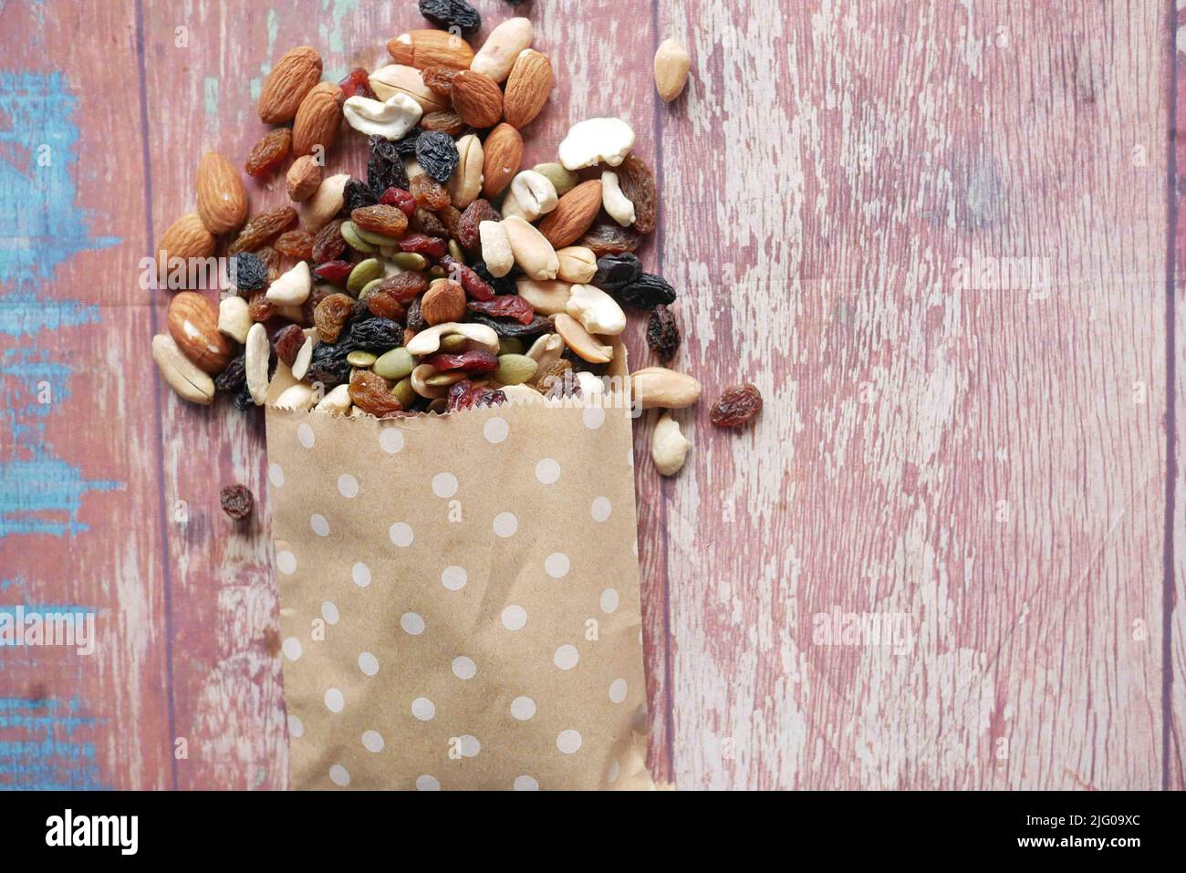 Packet of mixed nuts and fruits hi-res stock photography and images - Alamy