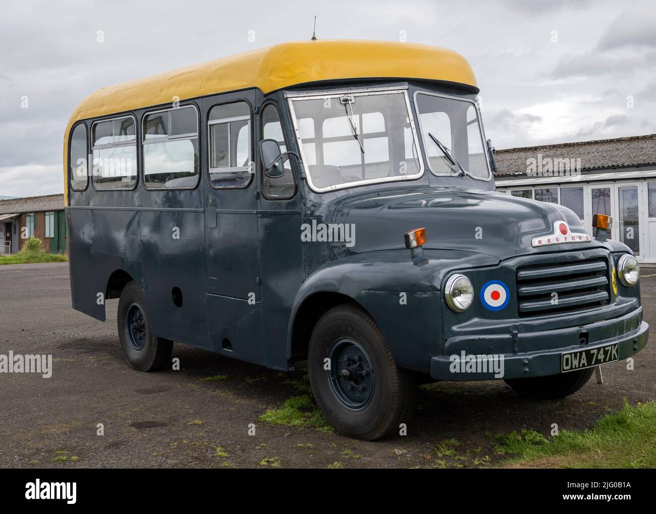 Raf ground crew ww2 hi-res stock photography and images - Alamy