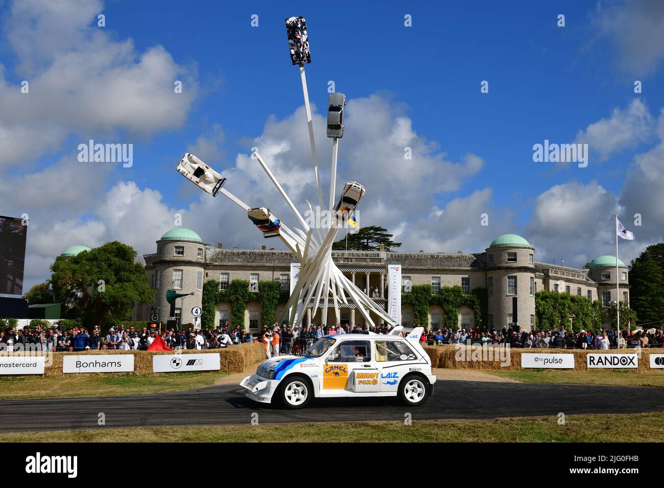 Tim Bendle, MG Metro 8R4, it's an 8R4 as it has a Rover V8 fitted, 40 ...