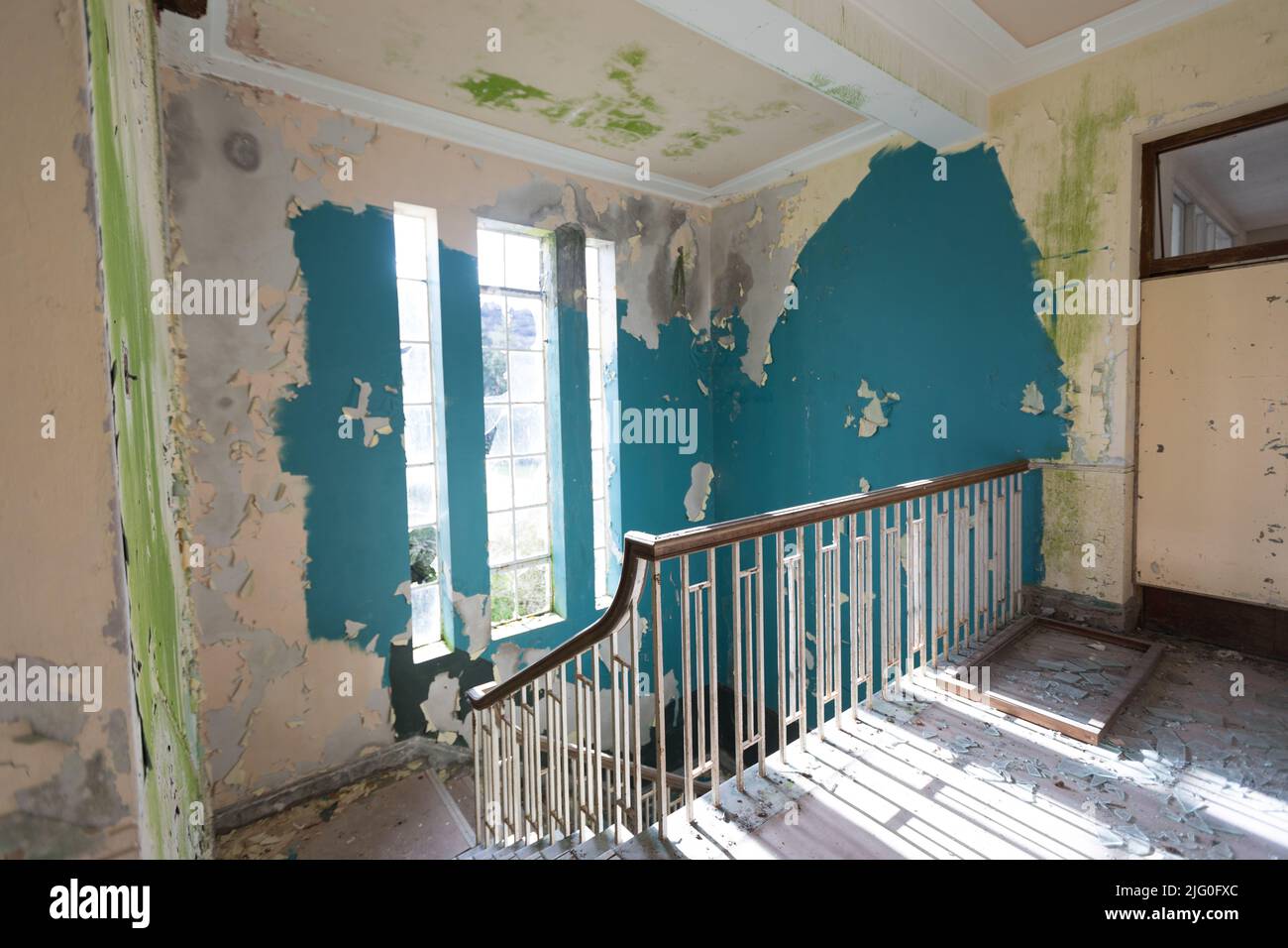 An abandoned and ruined interior of a building Stock Photo - Alamy