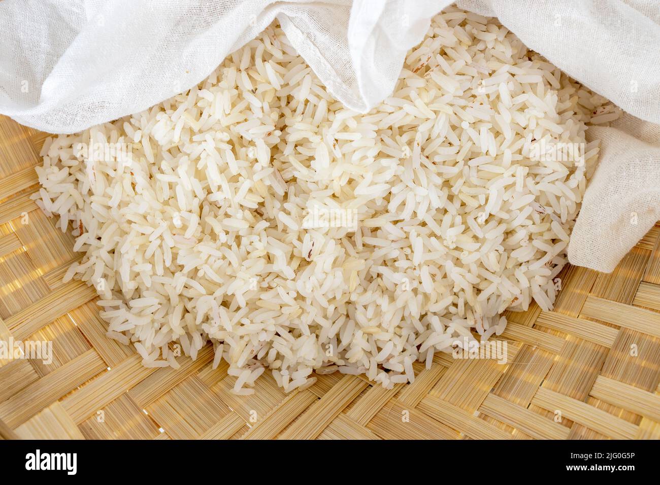 Cooked organic hom mali (Jasmine) half-milled rice Stock Photo - Alamy