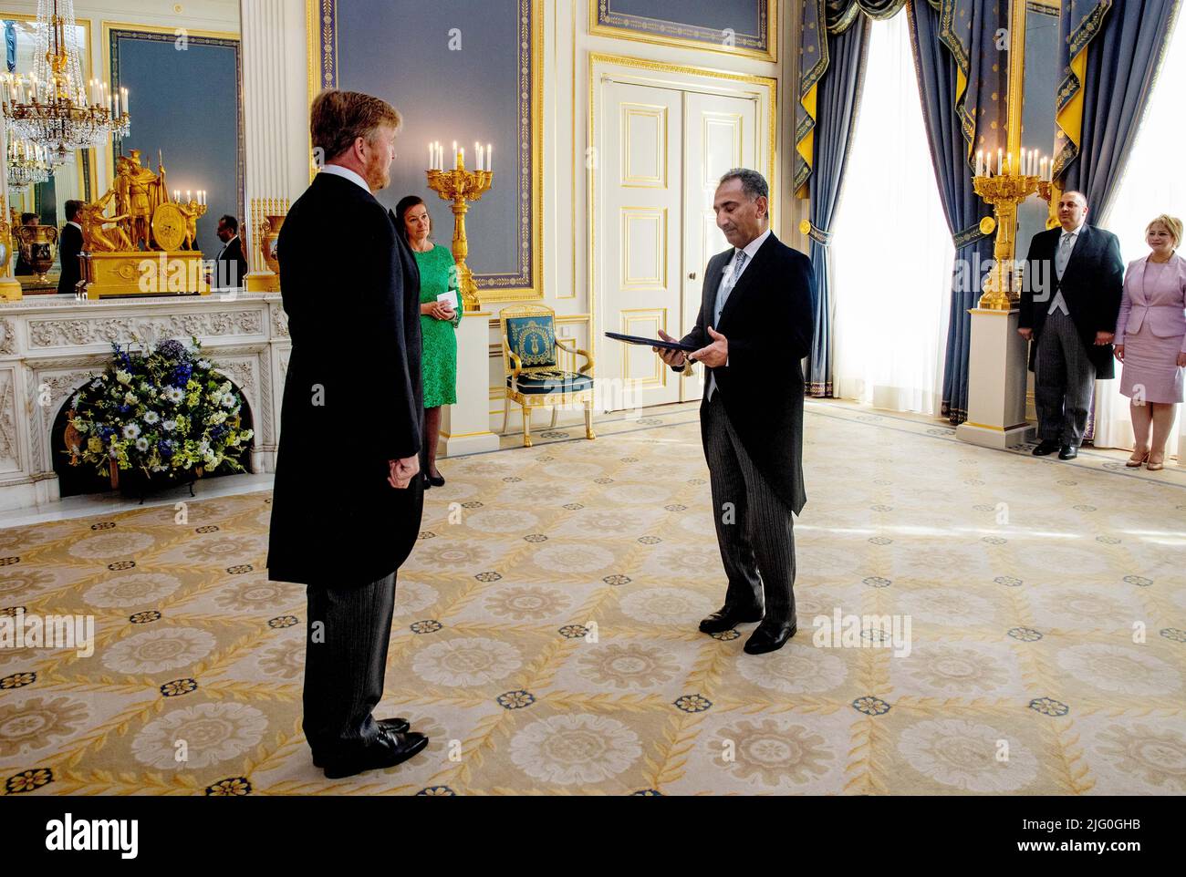 Presentation of the credentials of the ambassador of the republic of ...