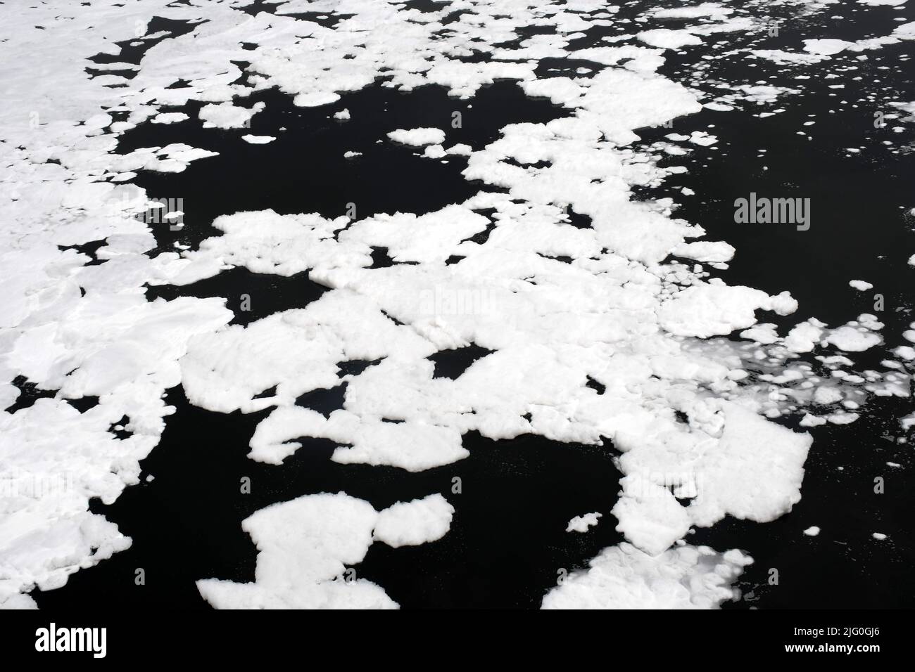 Pollted yamuna holy river hi-res stock photography and images - Alamy