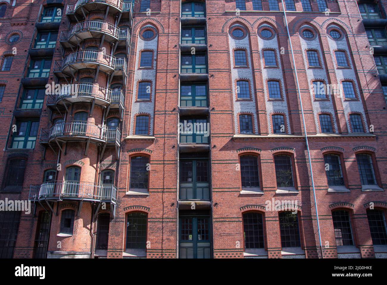 The facade of a warehouse in the famous Speicherstadt in Hamburg Stock ...