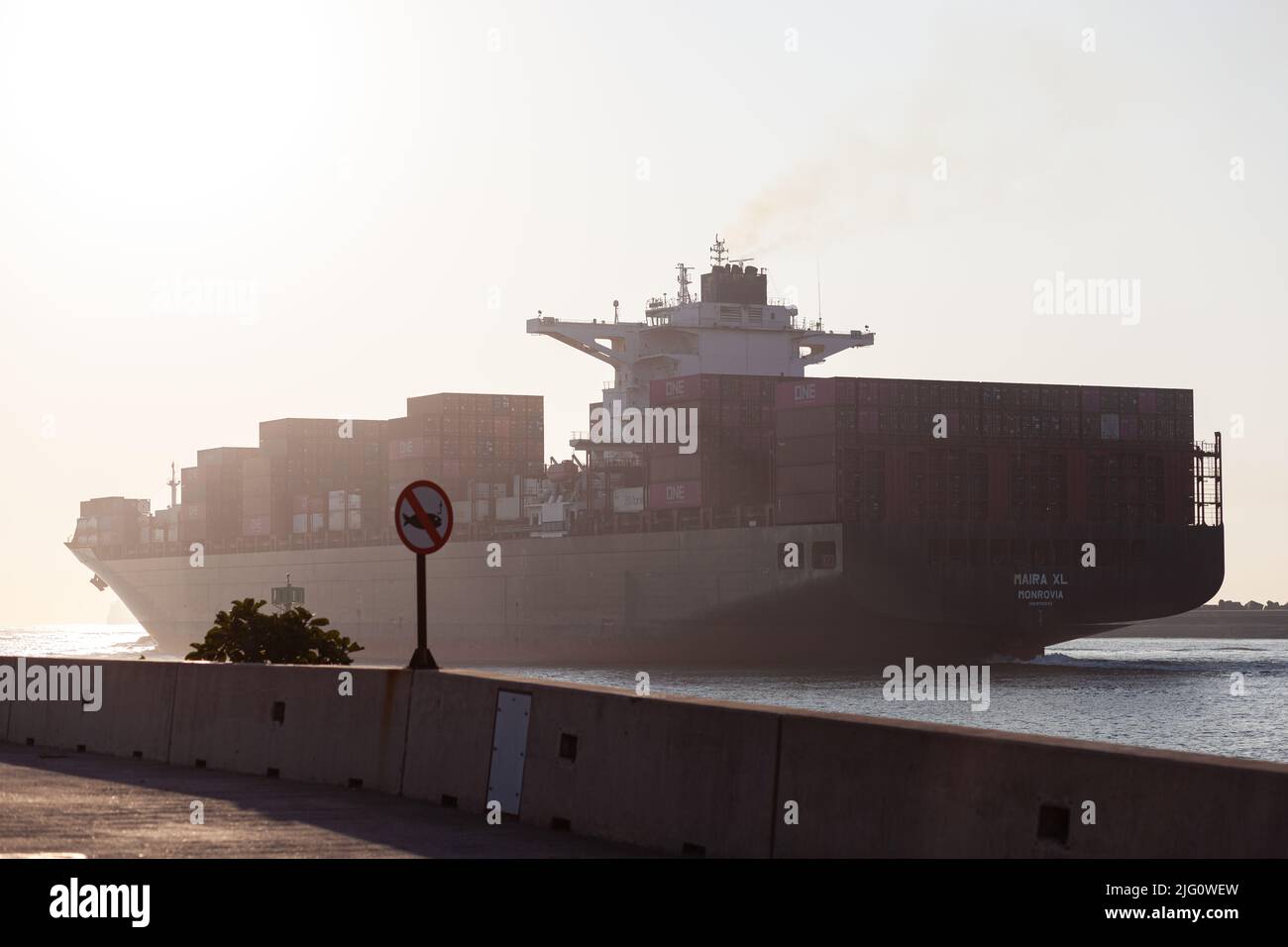 Container ship departing Durban Harbour Stock Photo - Alamy