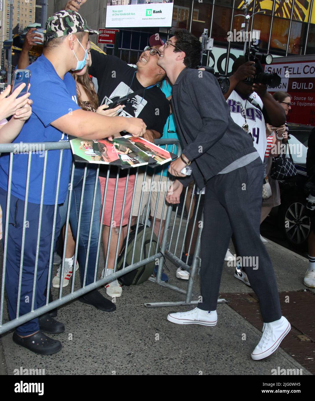 Meg Donnelly And Milo Manheim At Good Morning America -PICTURED: Milo ...