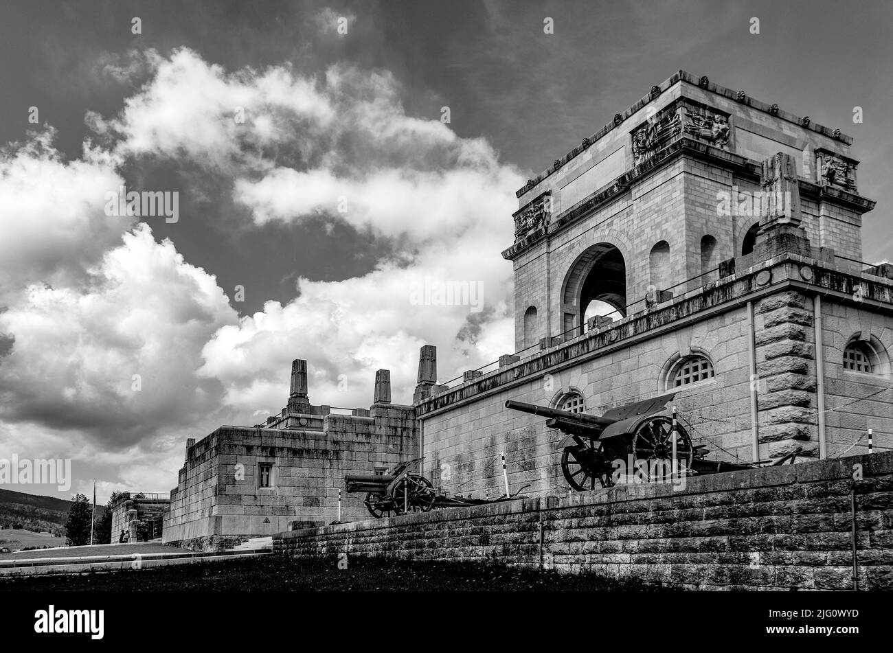 Stone mountain memorial Black and White Stock Photos & Images - Alamy