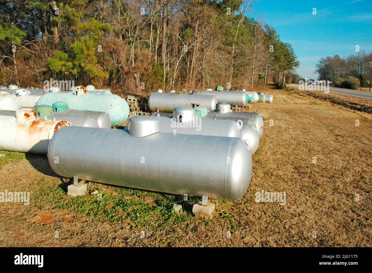 Propane gas tanks for lease or rent for homes and business for heat and ...