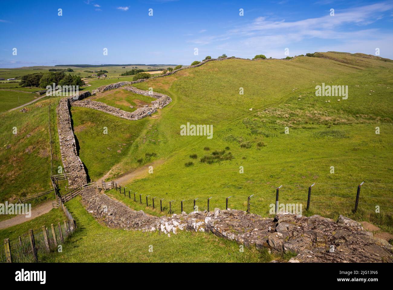 Hadrian’s Wall and Milecastle 42 from the summit of the Whin Sill rock ...
