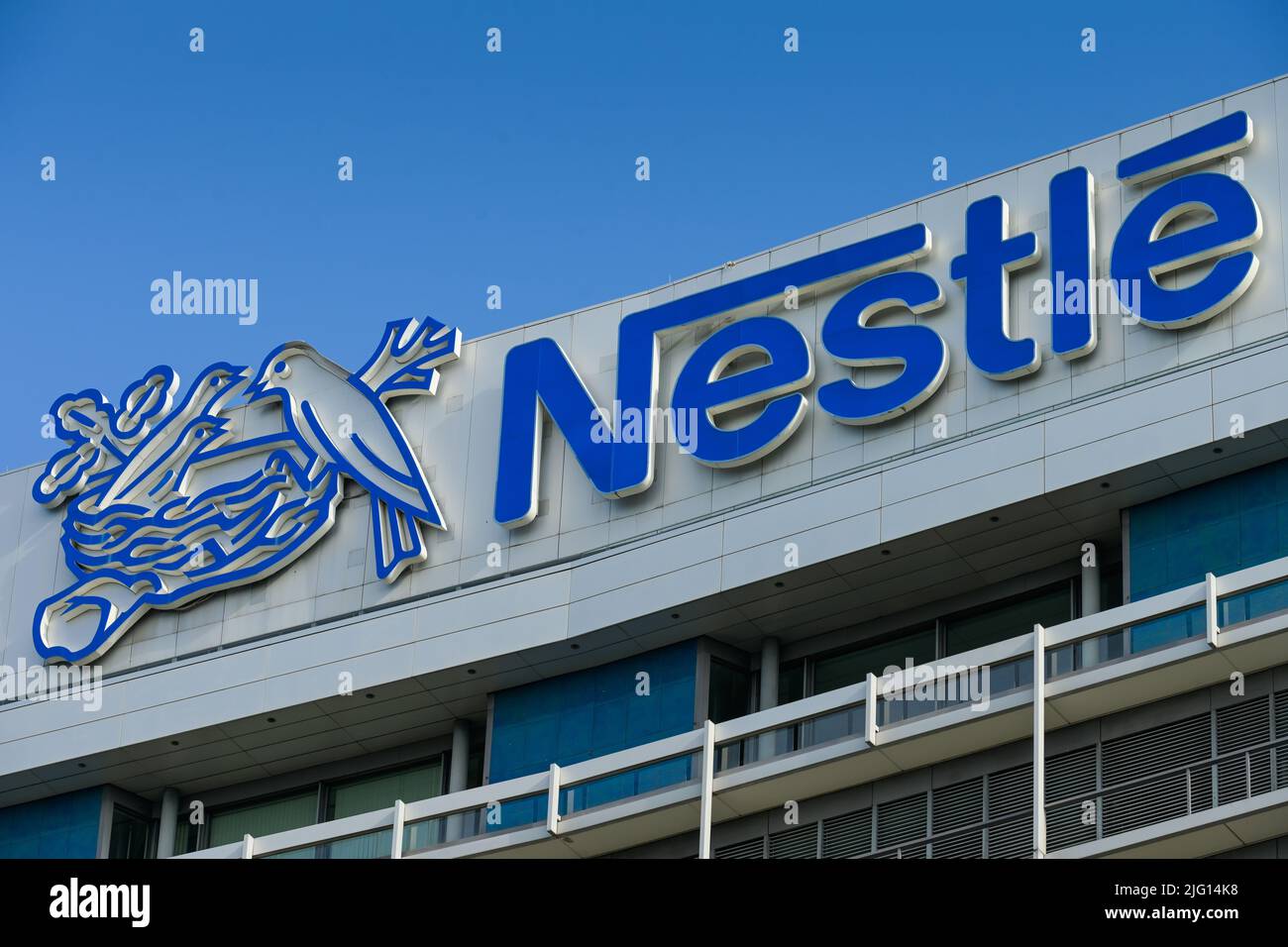 Nestle deutschland hi-res stock photography and images - Alamy