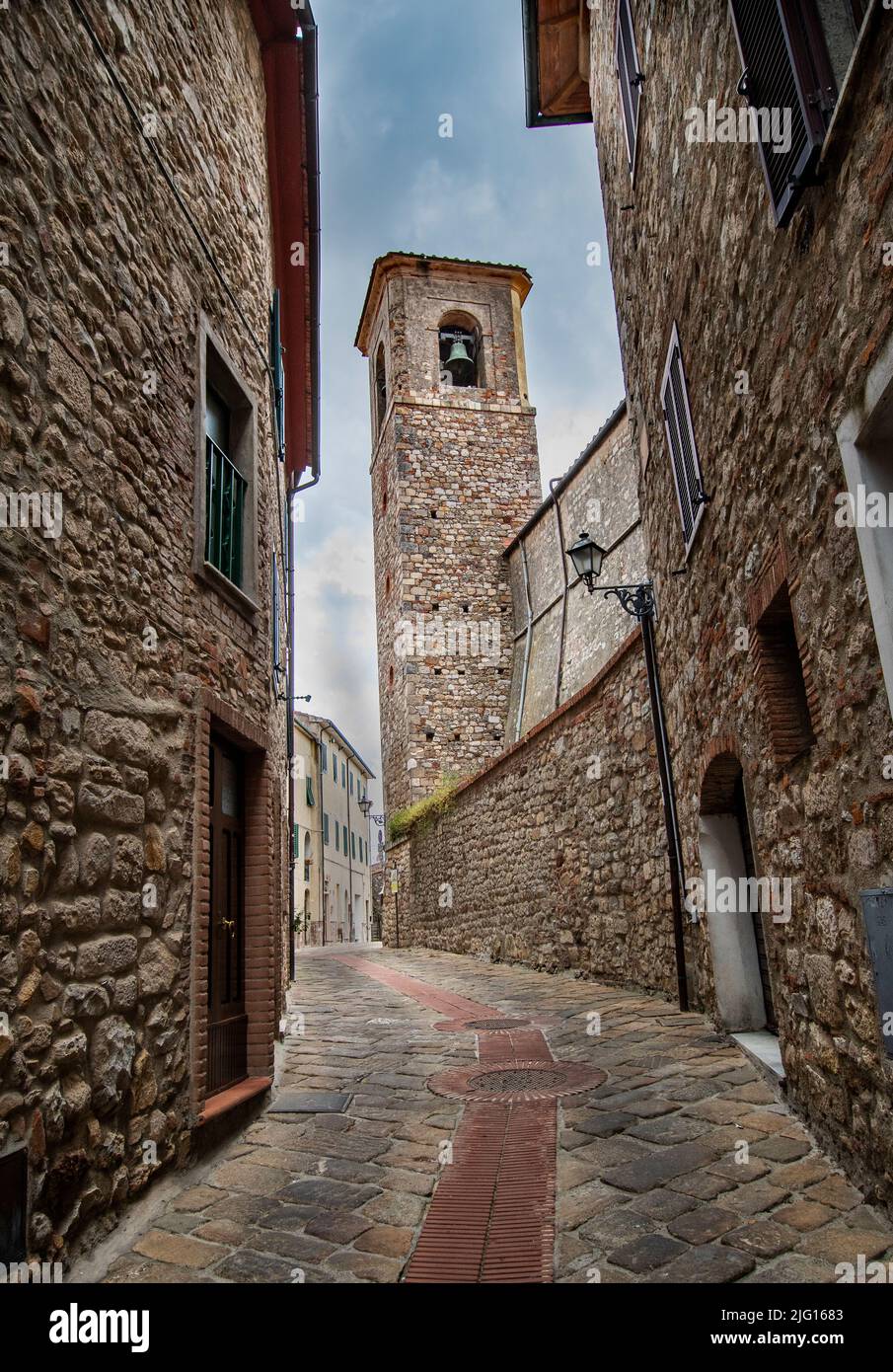 Italy roman arch wall town walls hi-res stock photography and images ...