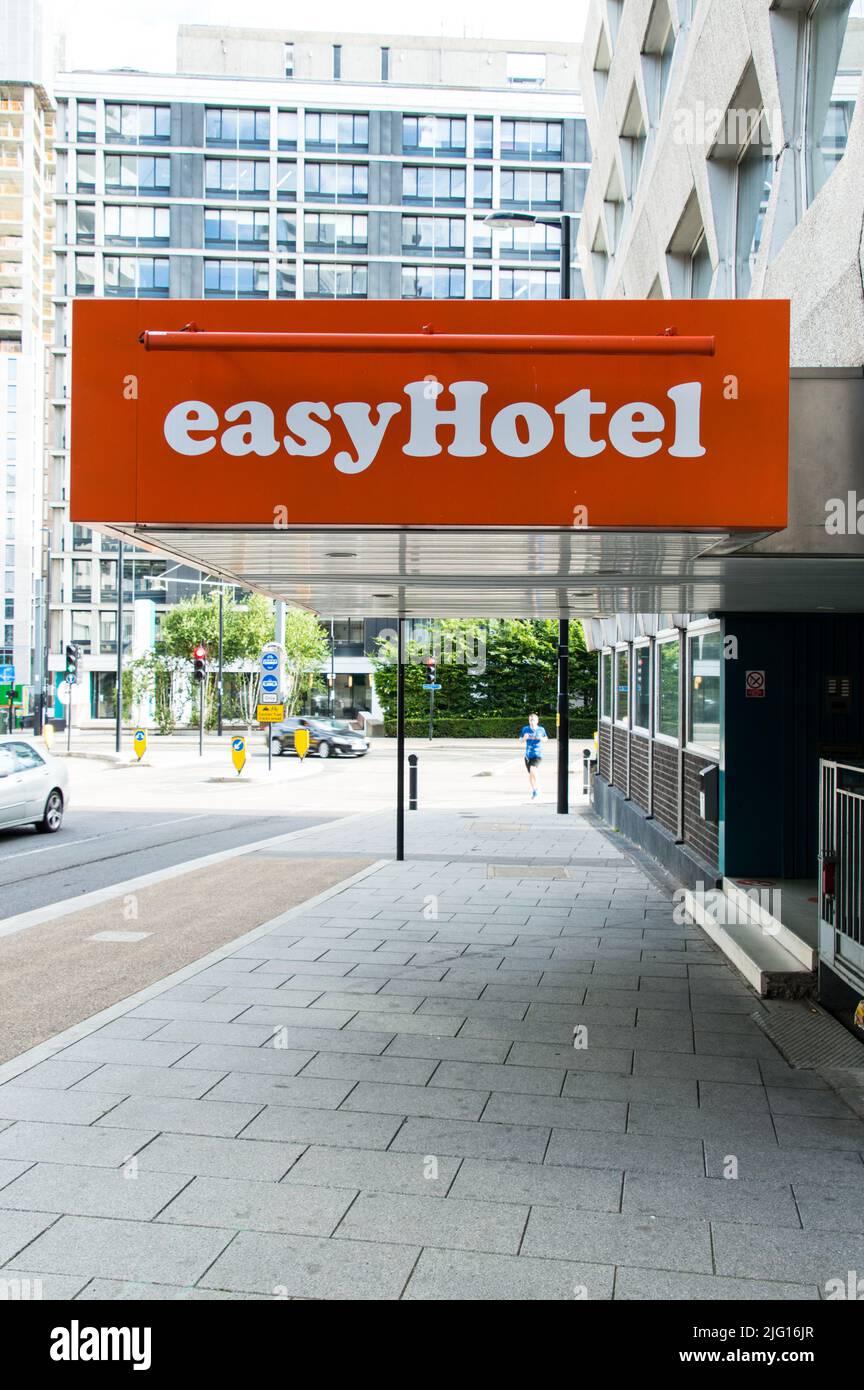 Easyhotel Logo