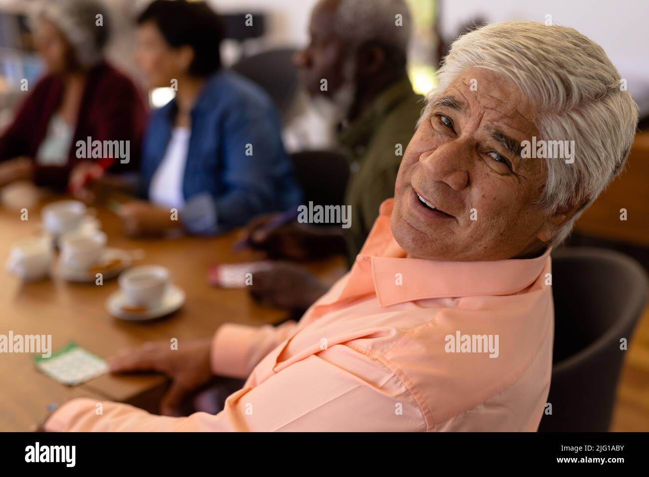 People playing bingo hi-res stock photography and images - Alamy