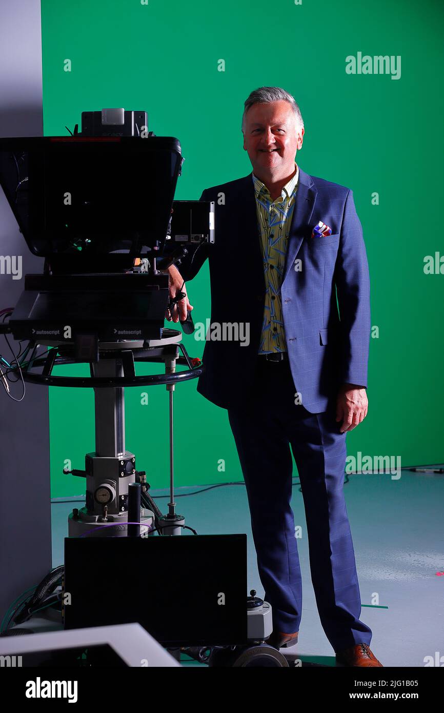 ITV Meteorologist & longest serving weather presenter Jon Mitchell, who ...