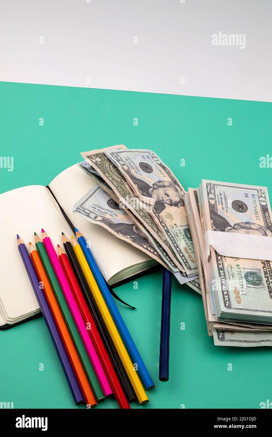 Money supply hi-res stock photography and images - Alamy