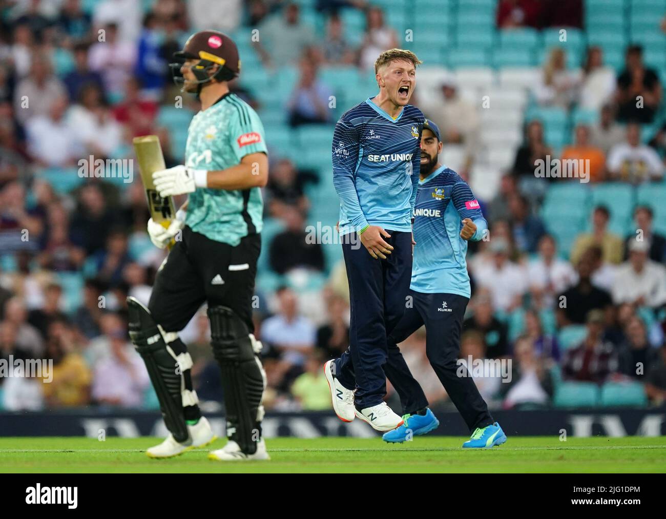 Aaron hardie hi-res stock photography and images - Alamy