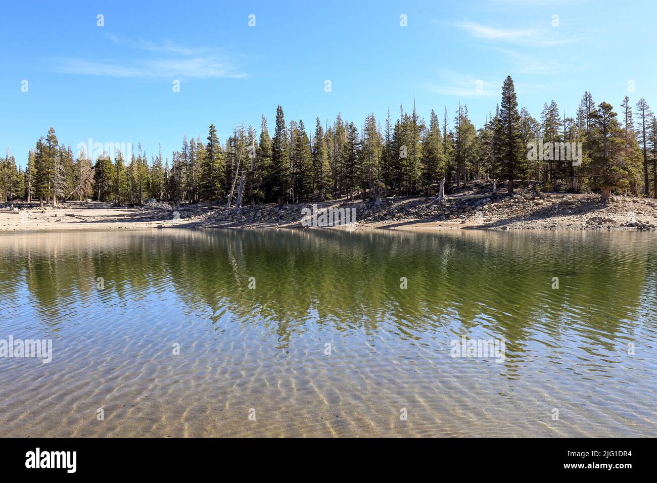 A view of Horseshoe Lake, located just outside of town in the Mammoth ...