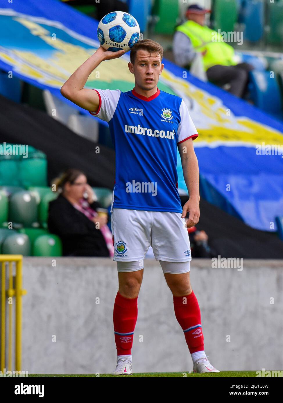 Kyle mcclean linfield 2022 hi-res stock photography and images - Alamy