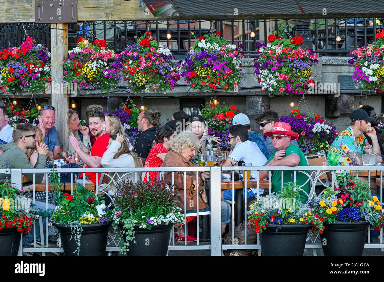 British columbia canada victoria flowers hanging baskets hi-res stock ...