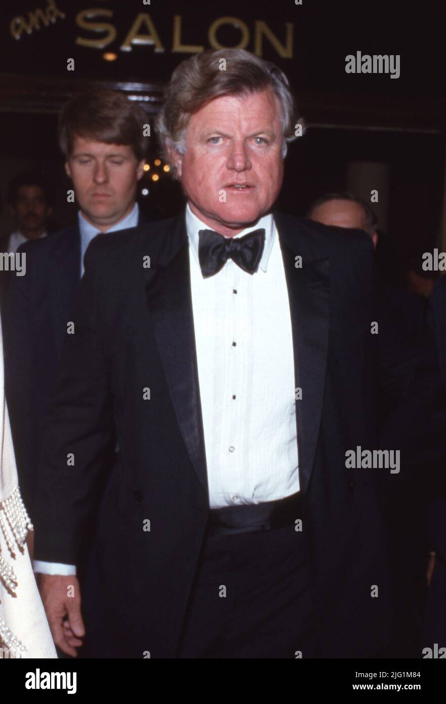 Ted kennedy 1980s hi-res stock photography and images - Alamy