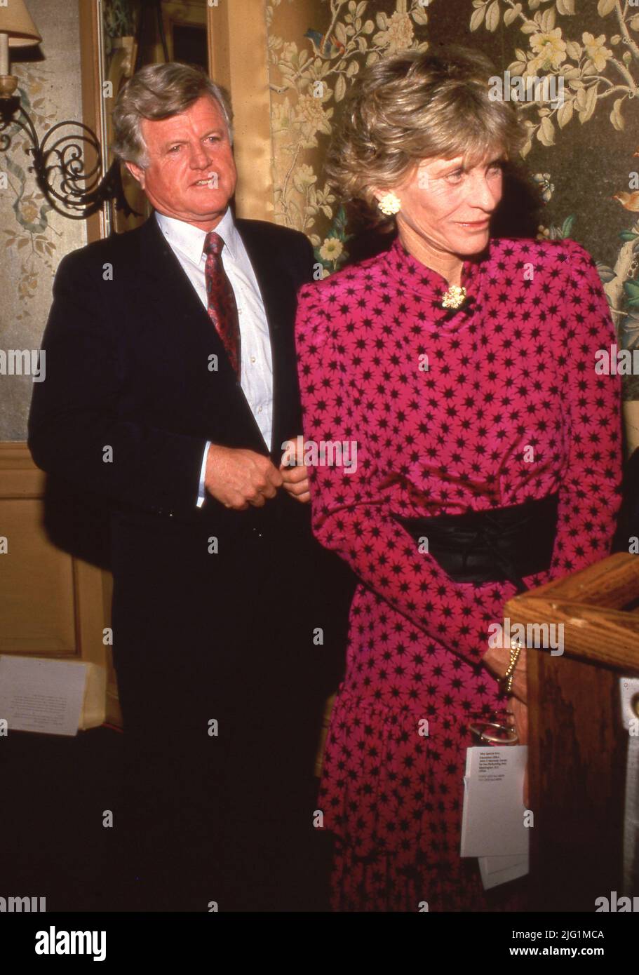 Jean Kennedy Smith and Ted Kennedy at the Dinner for Very Special Arts ...