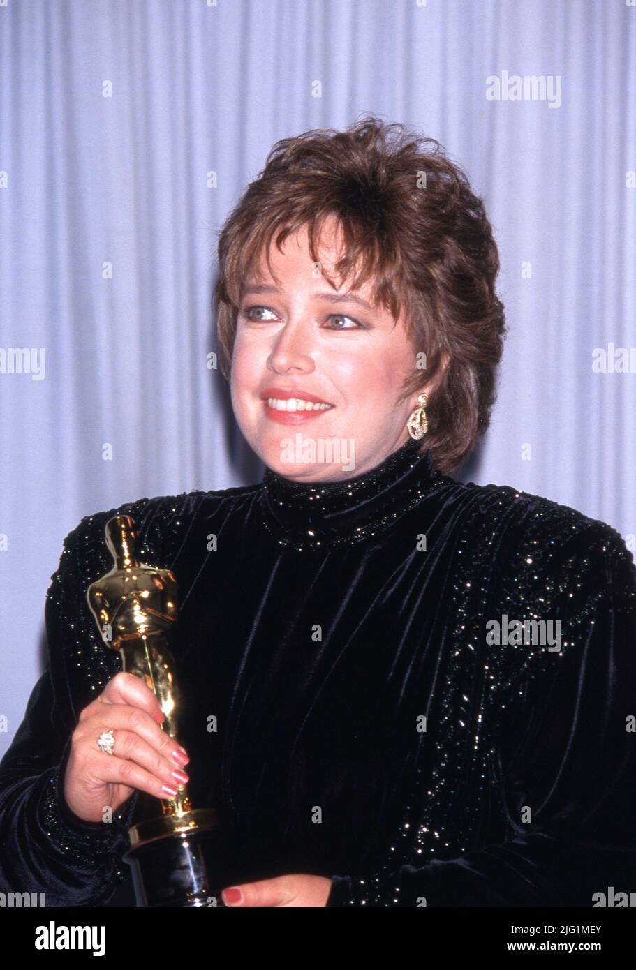 Kathy Bates at the 63rd Academy Awards ceremony on March 25, 1991 at ...