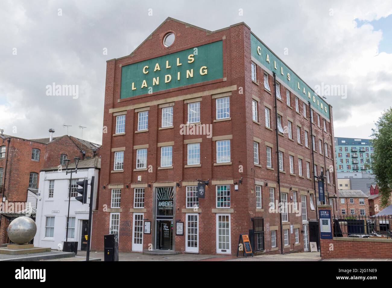 Ambiente tapas leeds hi-res stock photography and images - Alamy