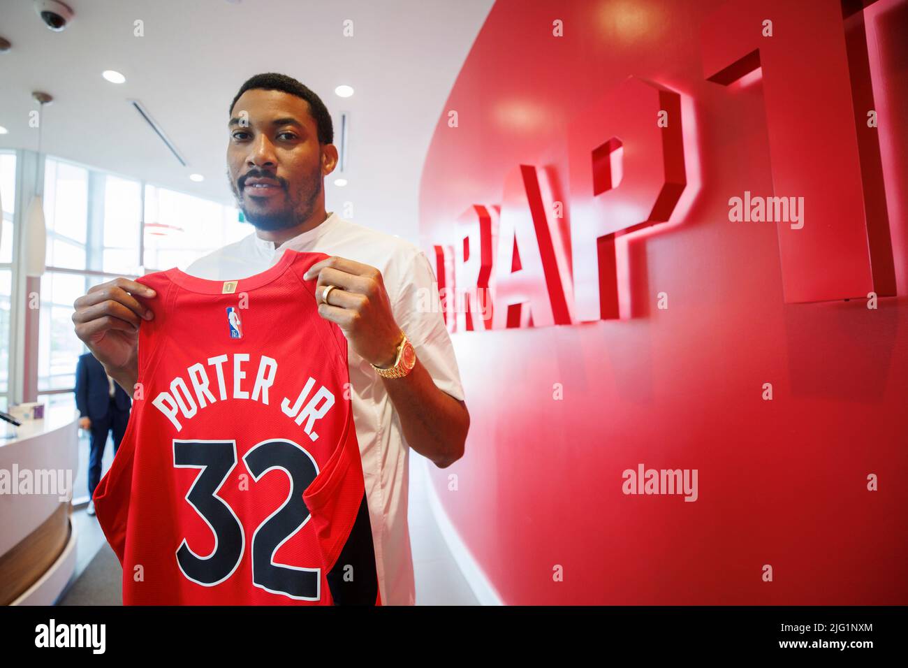 Toronto RaptorsÕ recently signed free agent Otto Porter Jr. poses with ...