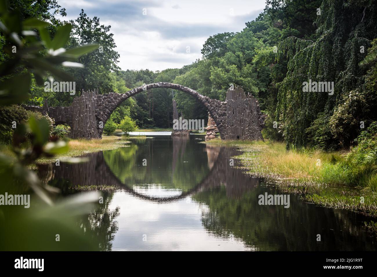 Rakotzbrücke (Rakotz bridge) in the Azalea and Rhododendron Park ...