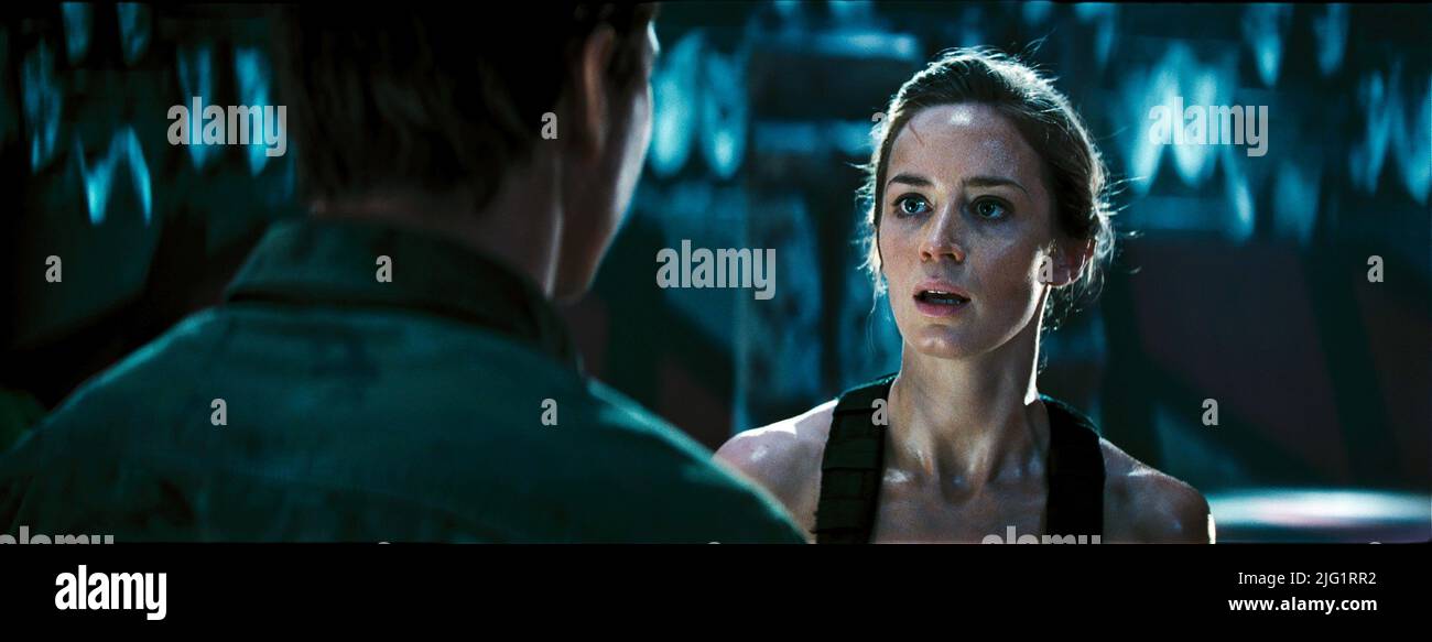 EMILY BLUNT, EDGE OF TOMORROW, 2014 Stock Photo - Alamy