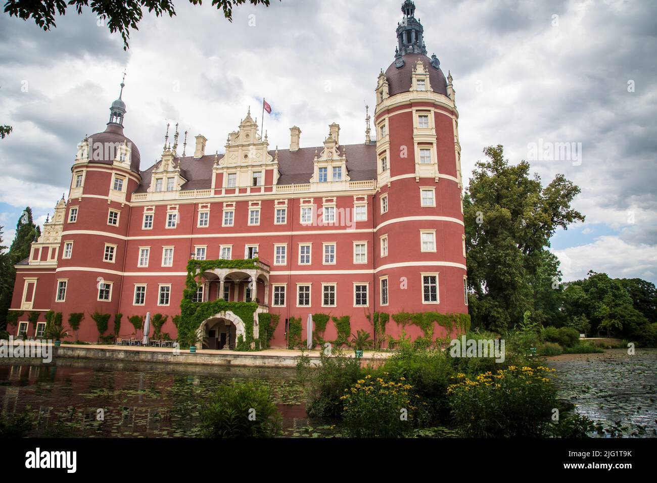 Muskau castle hi-res stock photography and images - Alamy