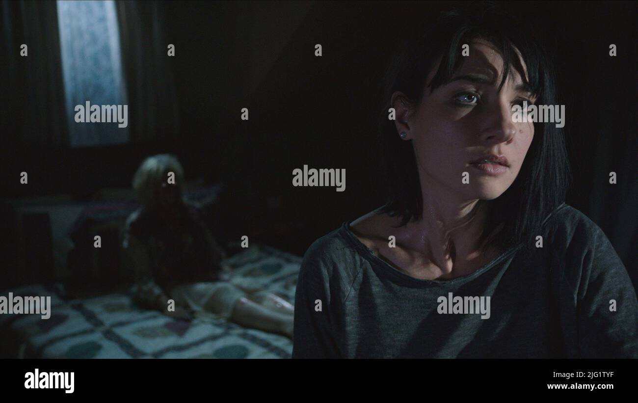 CORTNEY PALM, ZOMBEAVERS, 2014 Stock Photo - Alamy