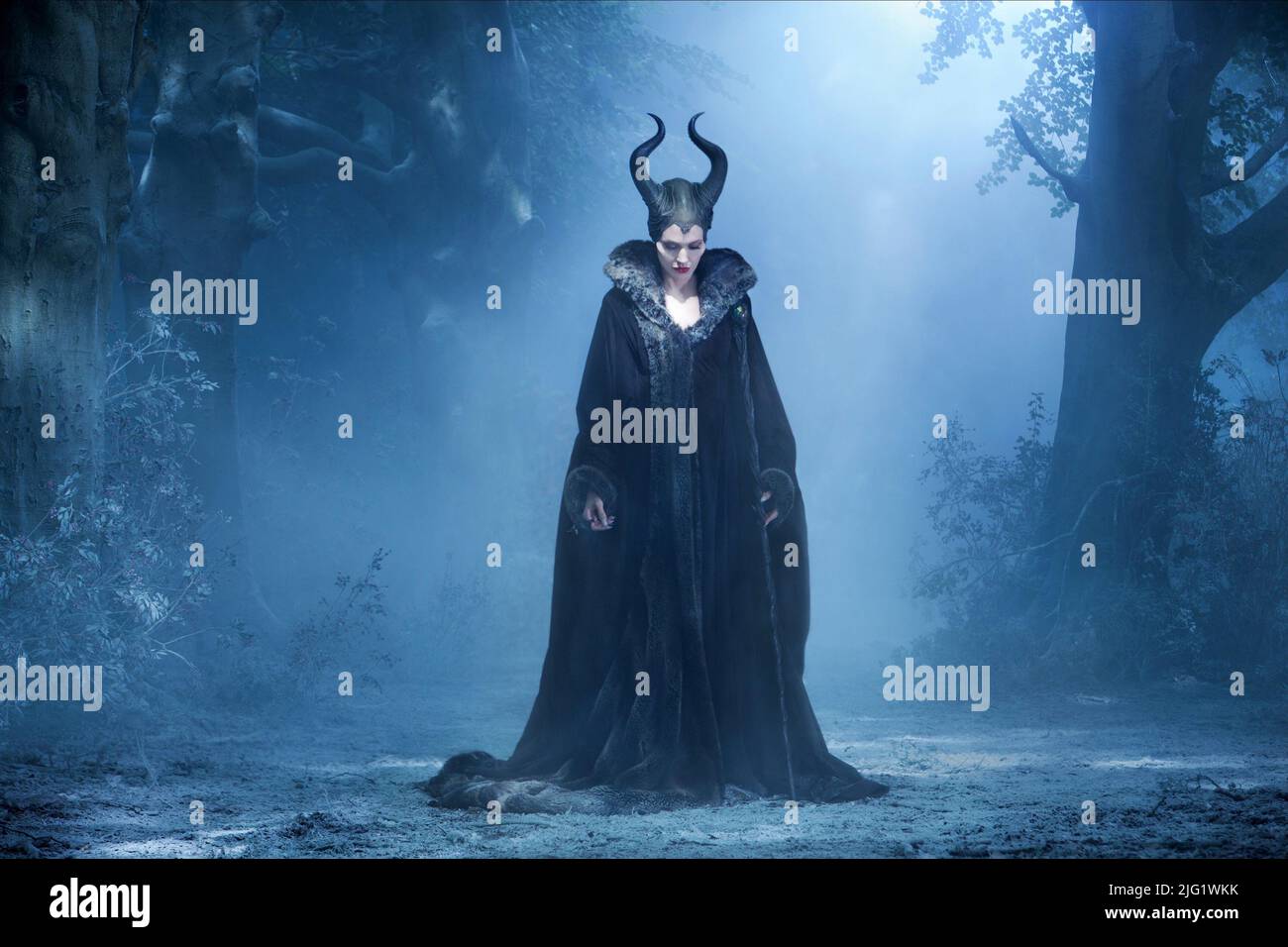 ANGELINA JOLIE, MALEFICENT, 2014 Stock Photo - Alamy