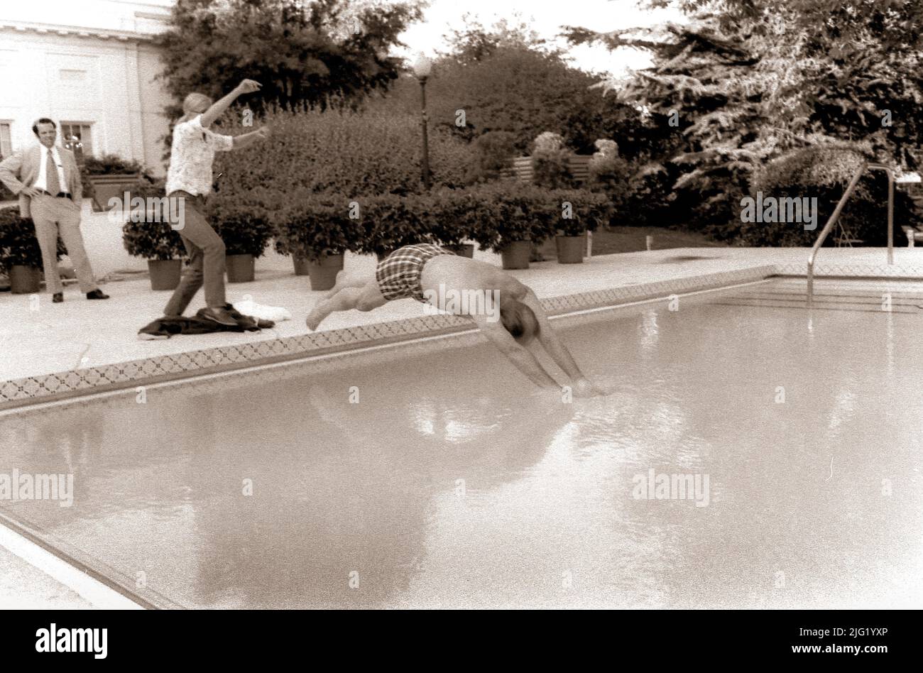 Susan Ford assists her father as he dives into the new White House ...