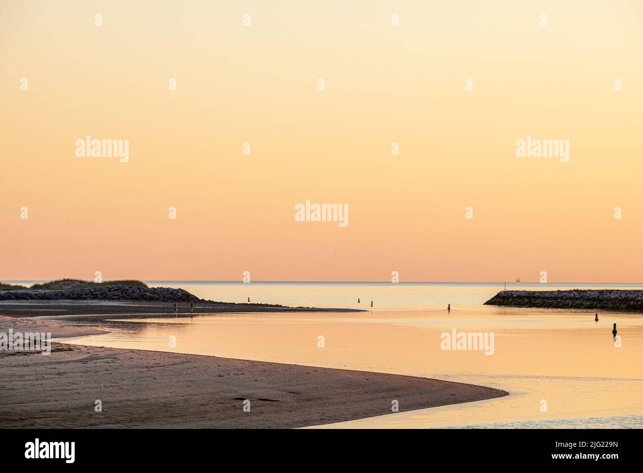 Massachusetts sunset hi-res stock photography and images - Alamy