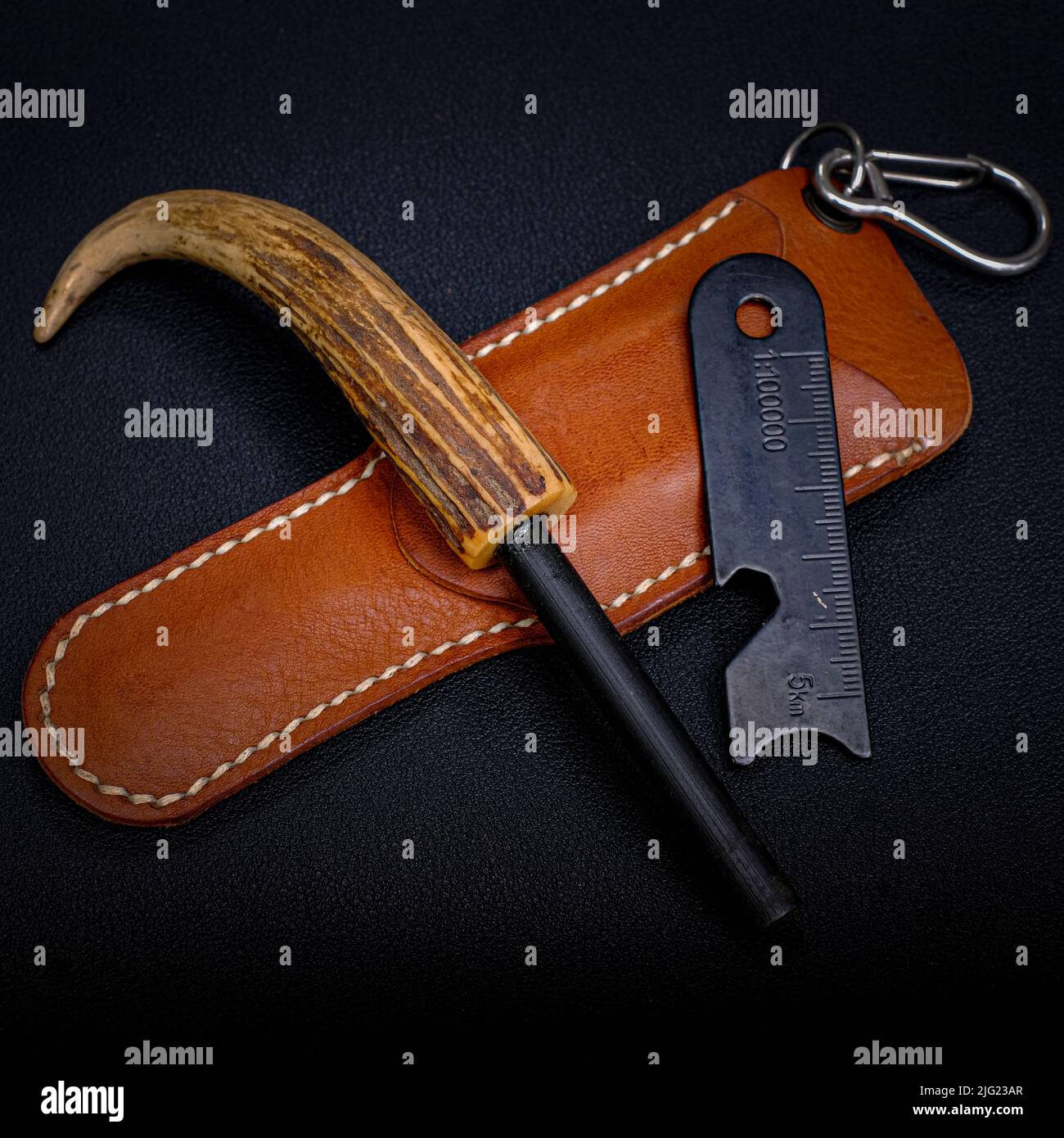 Survival Tool Ferrocerium Flint Lighter Fire Starter Magnesium Rod ...