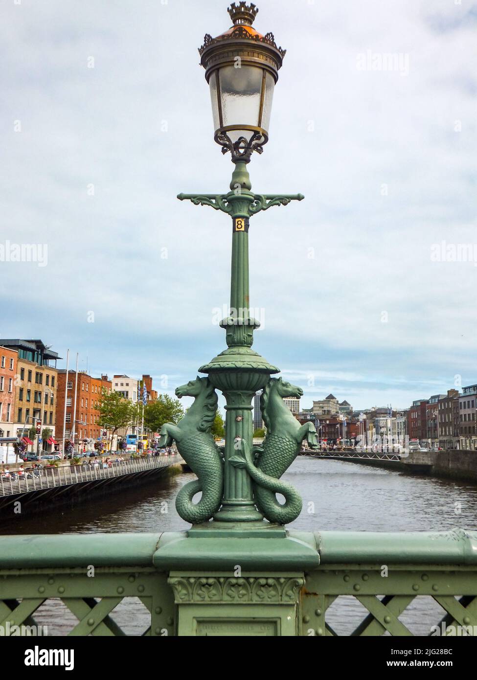 Two hippocampuses hi-res stock photography and images - Alamy