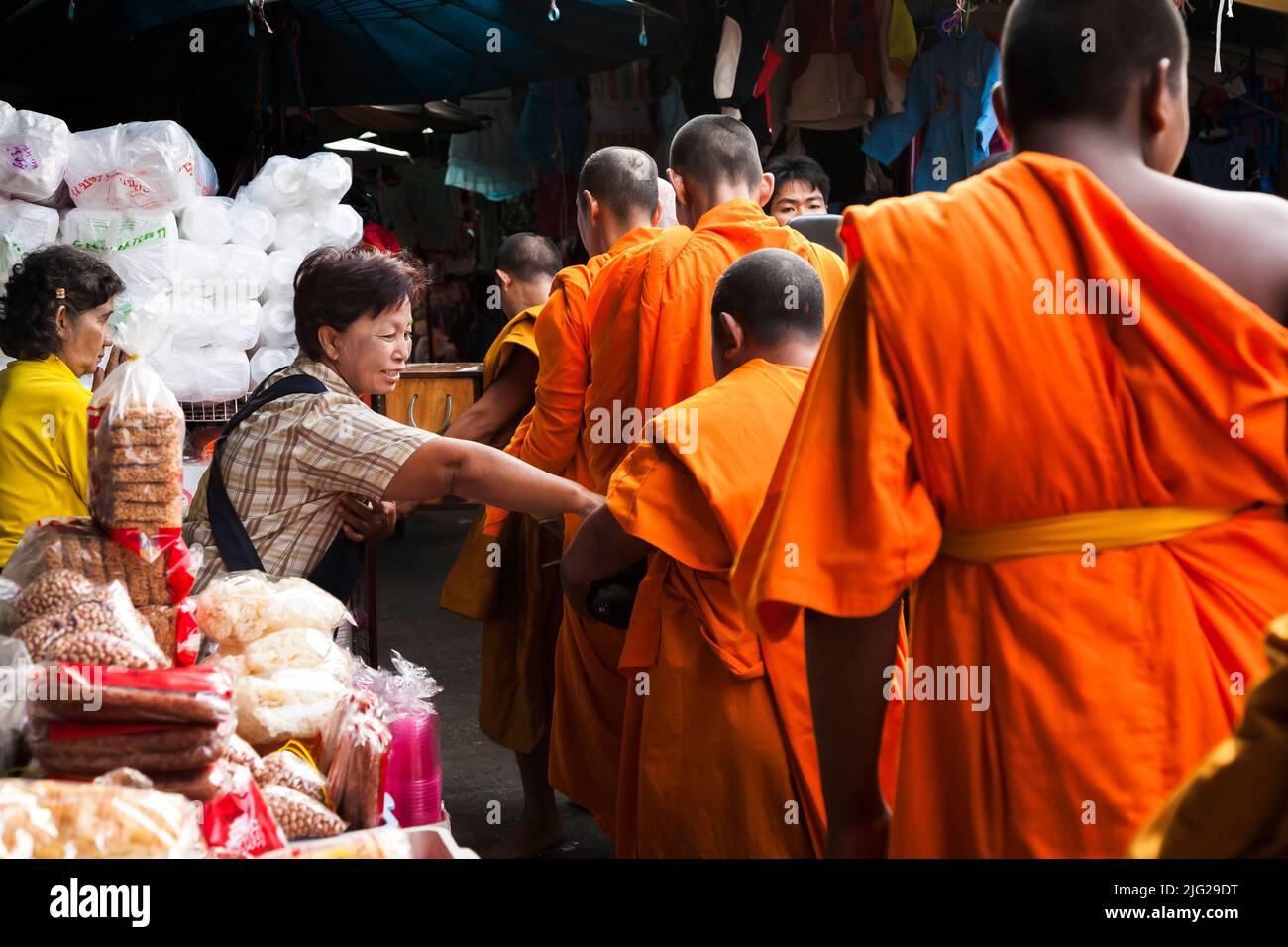 Begging monks at local market, Lopburi(Lop Buri), Thailand, Southeast ...