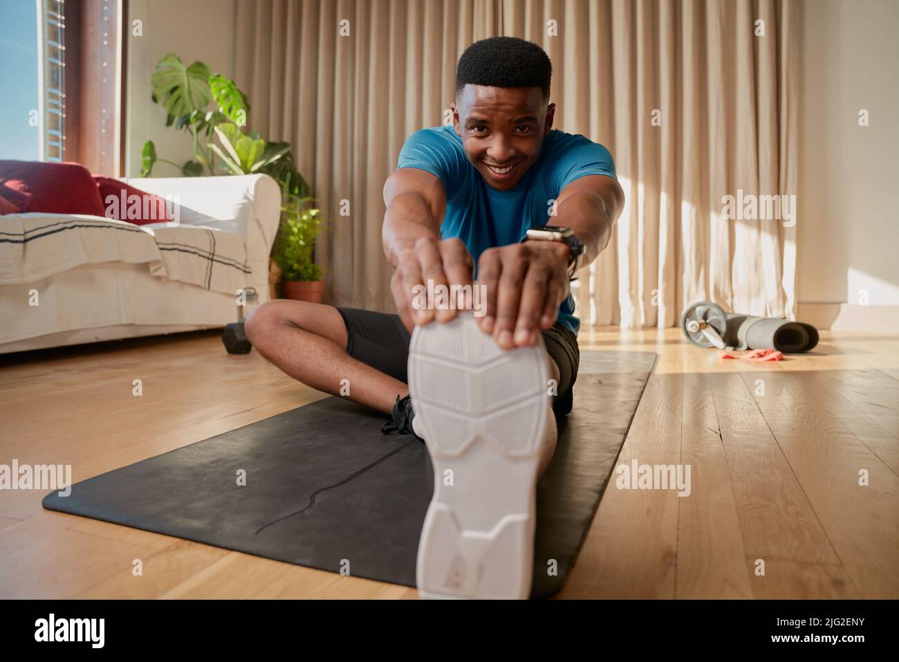 Lower body exercise hi-res stock photography and images - Alamy