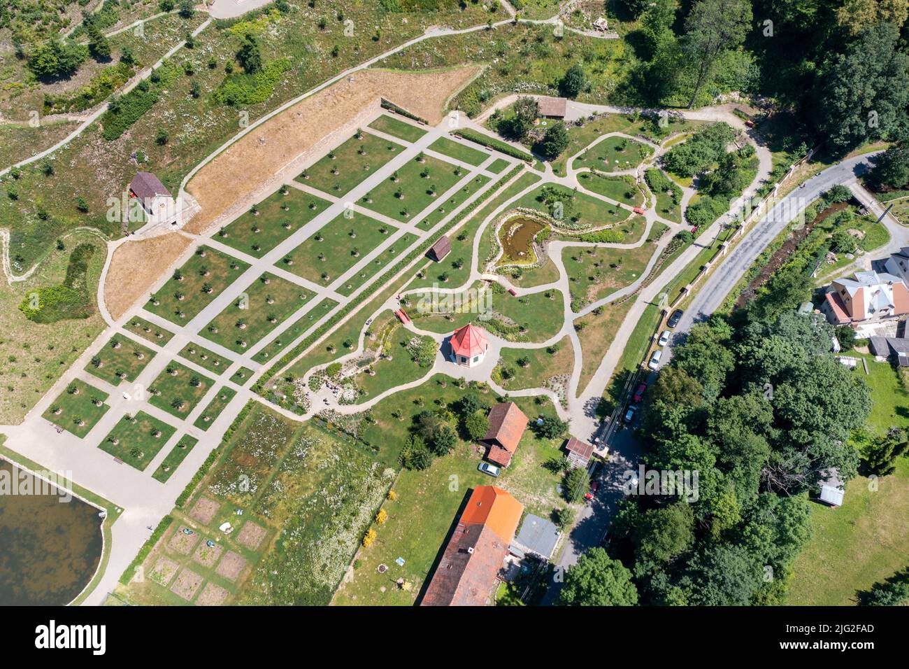 Hrad Pernštejn, Vrchnostenská okrasná zahrada, Nedvědice, Morava, Česká ...