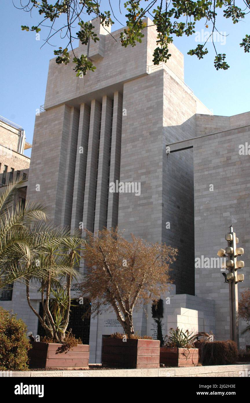 ISRAEL JERUSLAME. The Jerusalem Great Synagogue Sept. 4, 2007 (Photo by ...